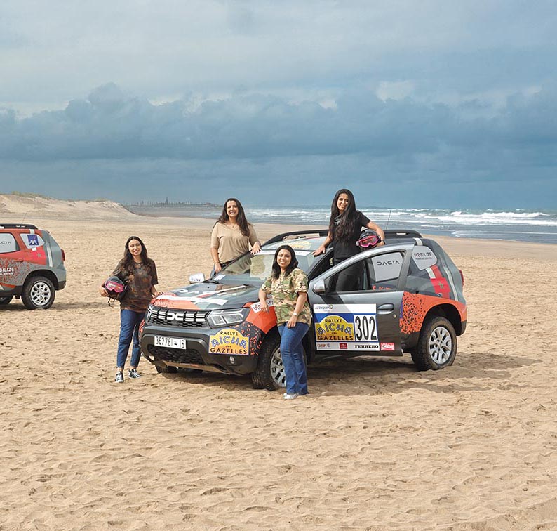 Dacia Duster quatre femmes, deux teams, un rallye en quatre roues ...